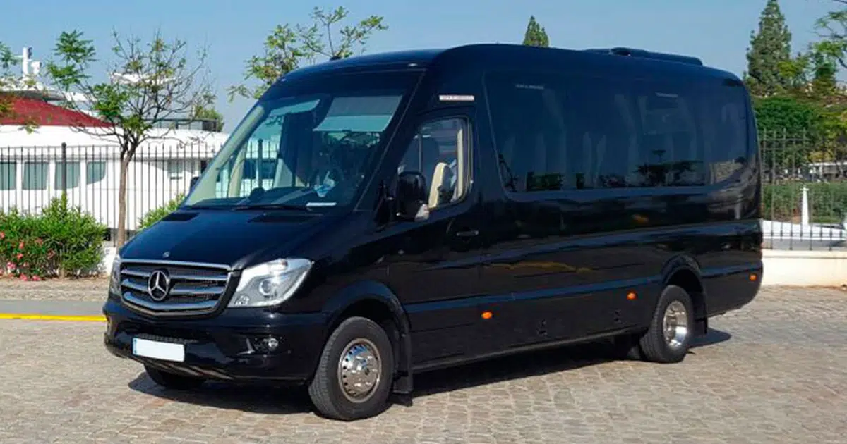 Alquiler de Autocar, Minibus y Autobus en Sevilla, España | RentAutobus