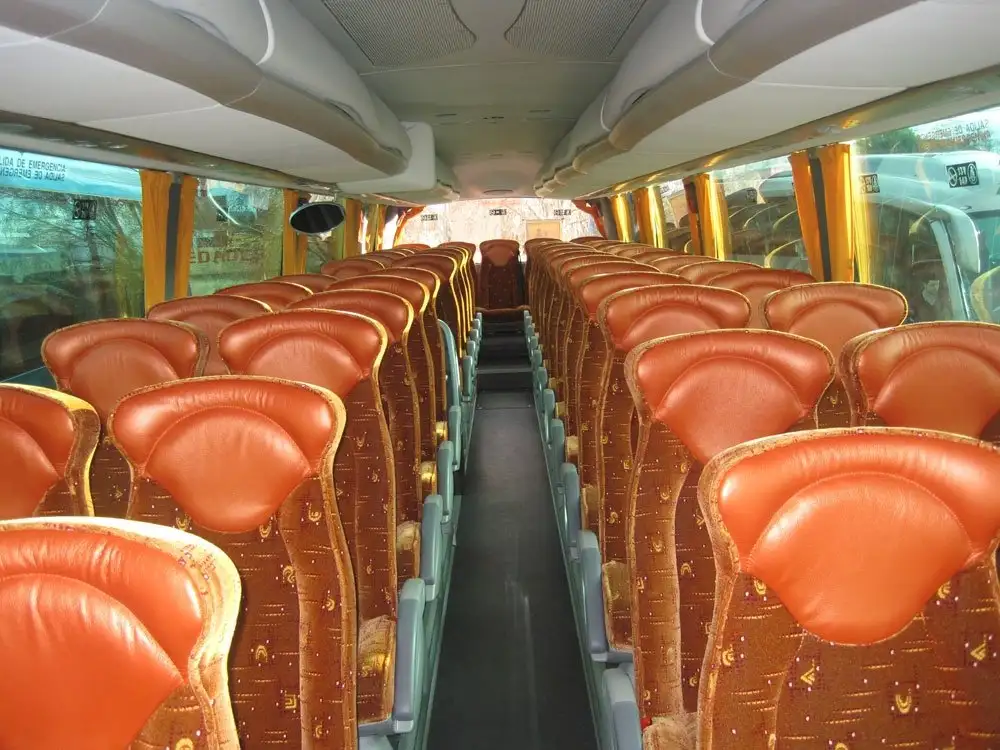 Alquiler de Autocar, Minibus y Autobus en Valladolid, España | RentAutobus