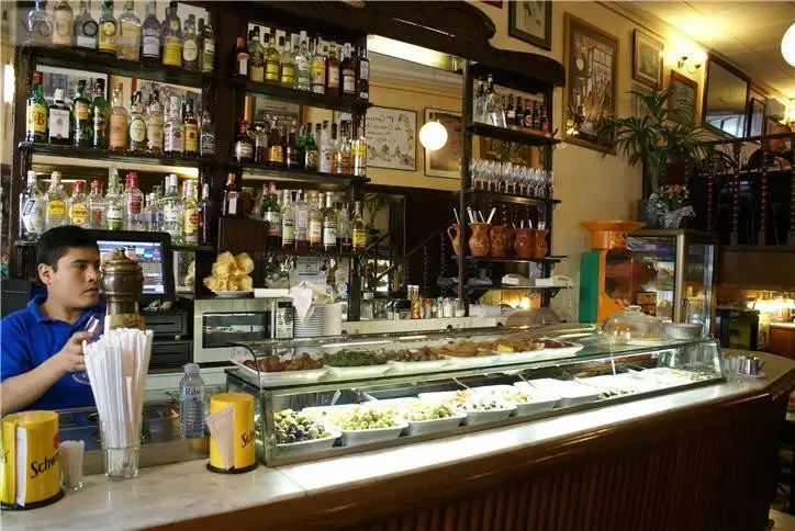 Tour por la Barcelona Bohemia y escondida